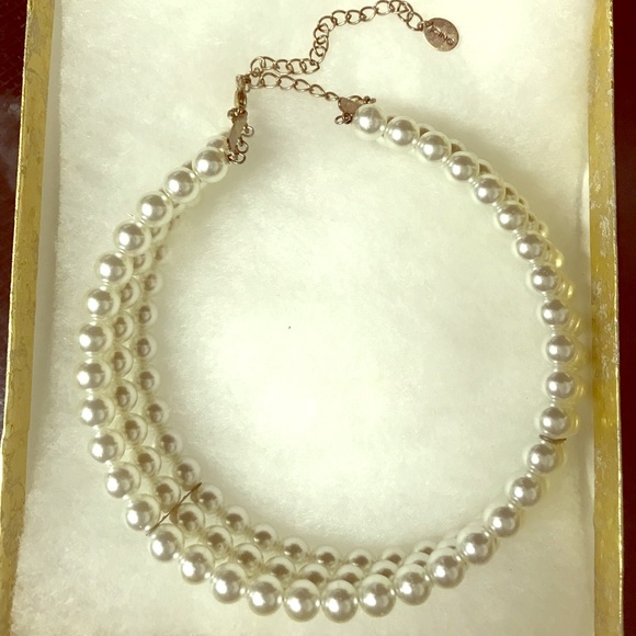 Icing | Jewelry | 2 For 2the Layers White Pearls Necklace | Poshmark